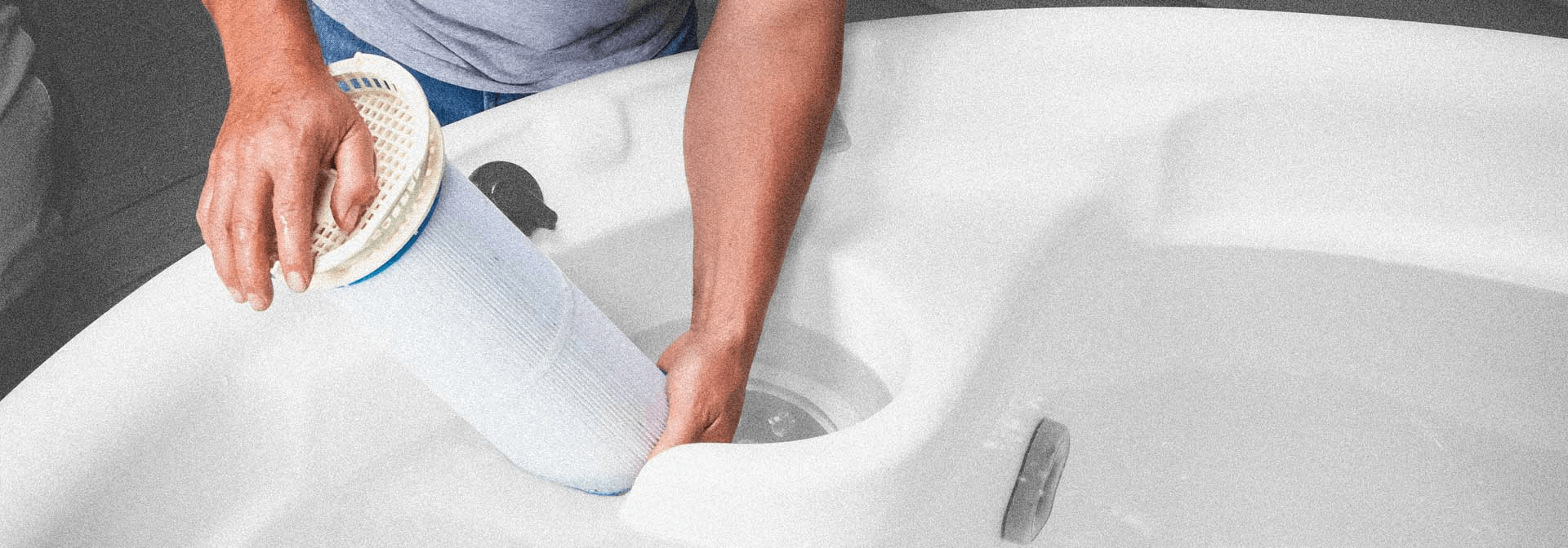 5 Best Cleaners To Make Your Hot Tub Filters Shine - Peter Rossi
